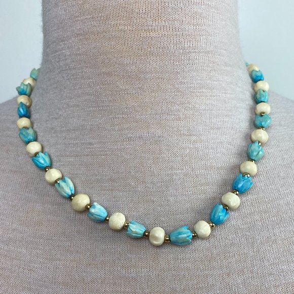 Vintage | Jewelry | Vintage Carved Bovine Dyed Blue White Pikake ...